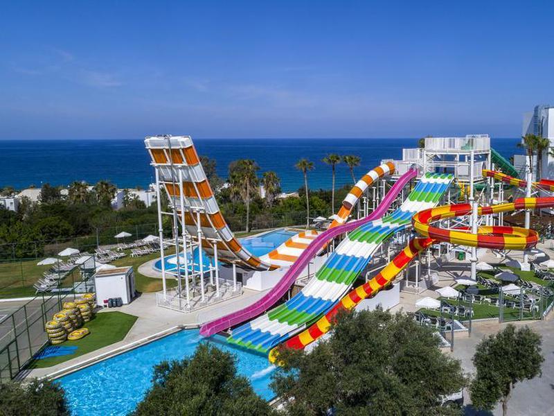 Leonardo Laura Beach in Paphos | sonnenklar.TV